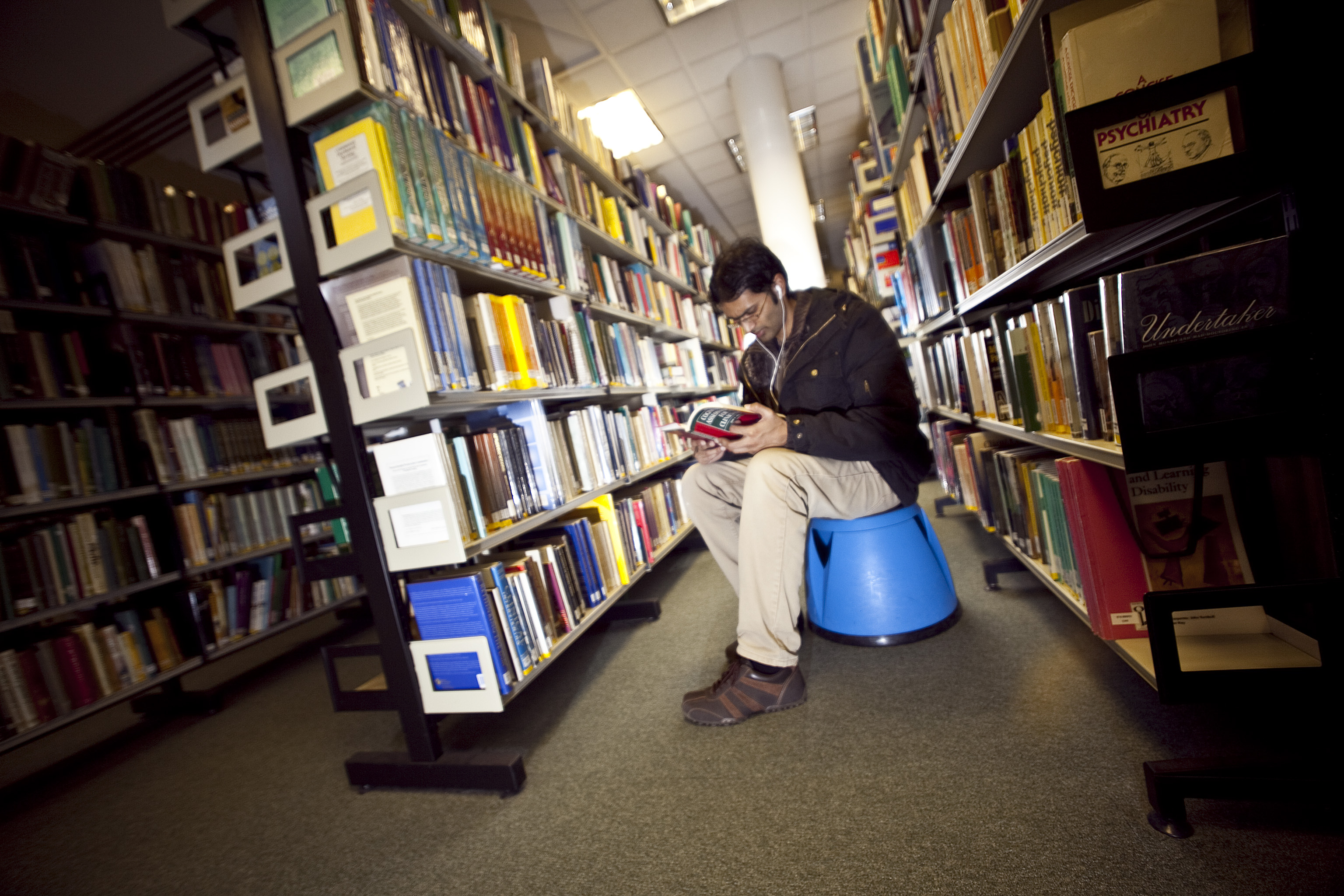 Doing your PhD: books for research students and supervisors | UON ...